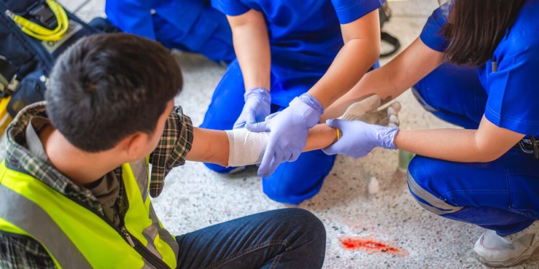 Handling Chemical Burns: First Aid Procedures and Precautions - Medi ...